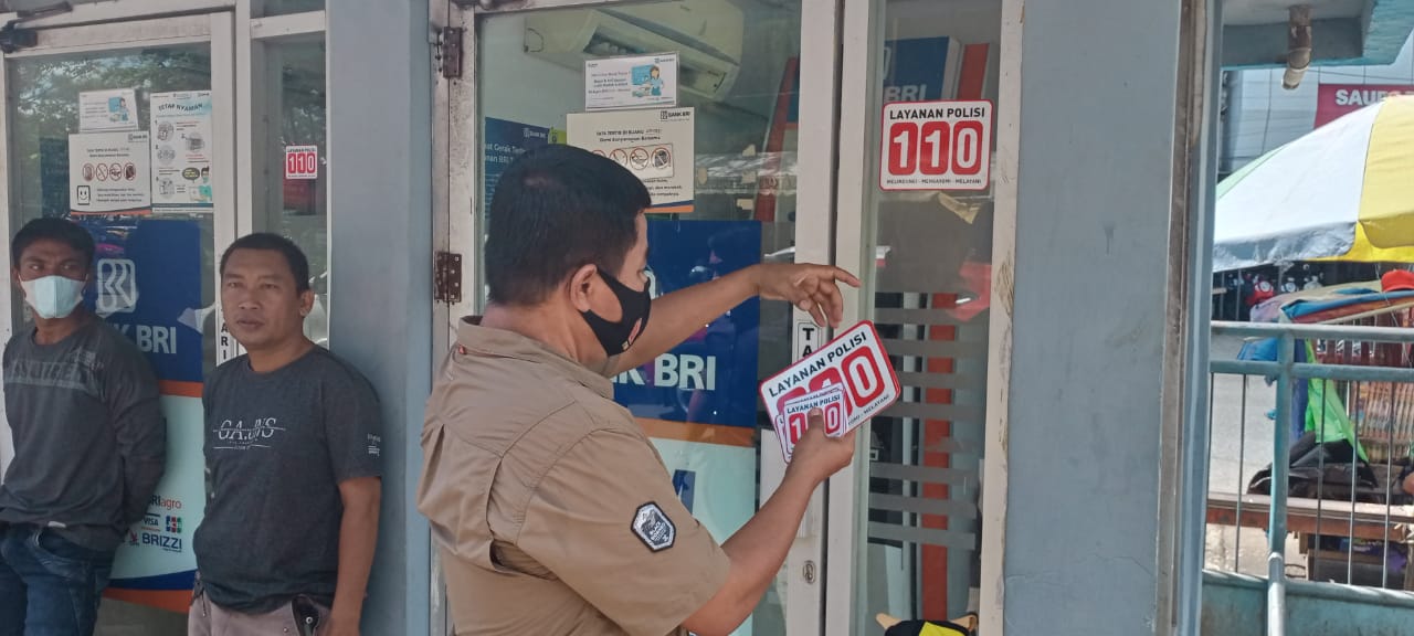 Polres Kotabaru Pasang Stiker Layanan Call Center, Catat Nomornya ...