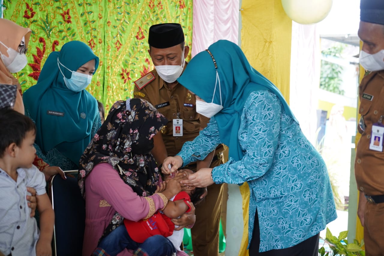 Zairullah Azhar Resmikan Bulan Imunisasi Anak di Tanah Bumbu | Metro Kalsel