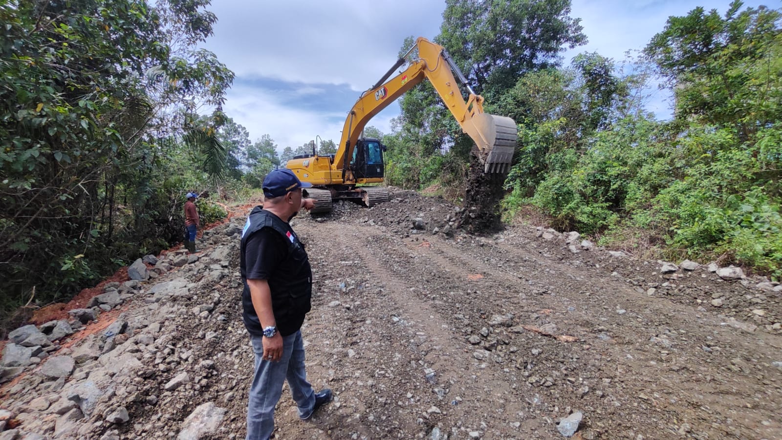 Jalan Nasional KM 171 Satui Putus Total, Dinas PUPR Sebut Jalur ...