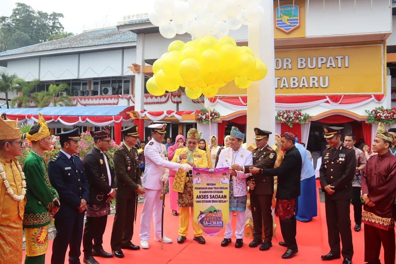 Pemkab Kotabaru Gelar Upacara Hari Lahir Pancasila, Juga Peluncuran Logo Akses Saijaan | Metro ...