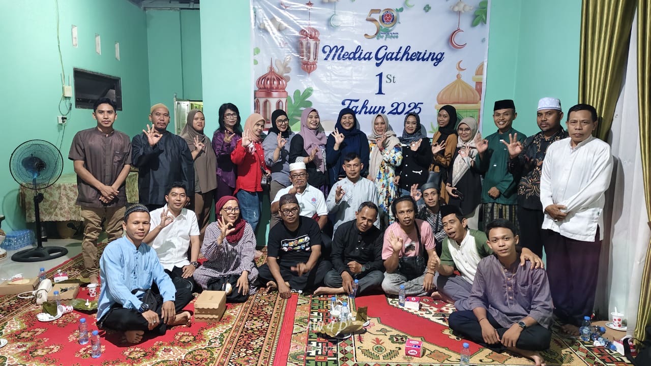 PT Indocement bersama Awak Media Kotabaru Buka Puasa Bersama dan ... PT Indocement bersama Awak Media Kotabaru Buka Puasa Bersama dan ...